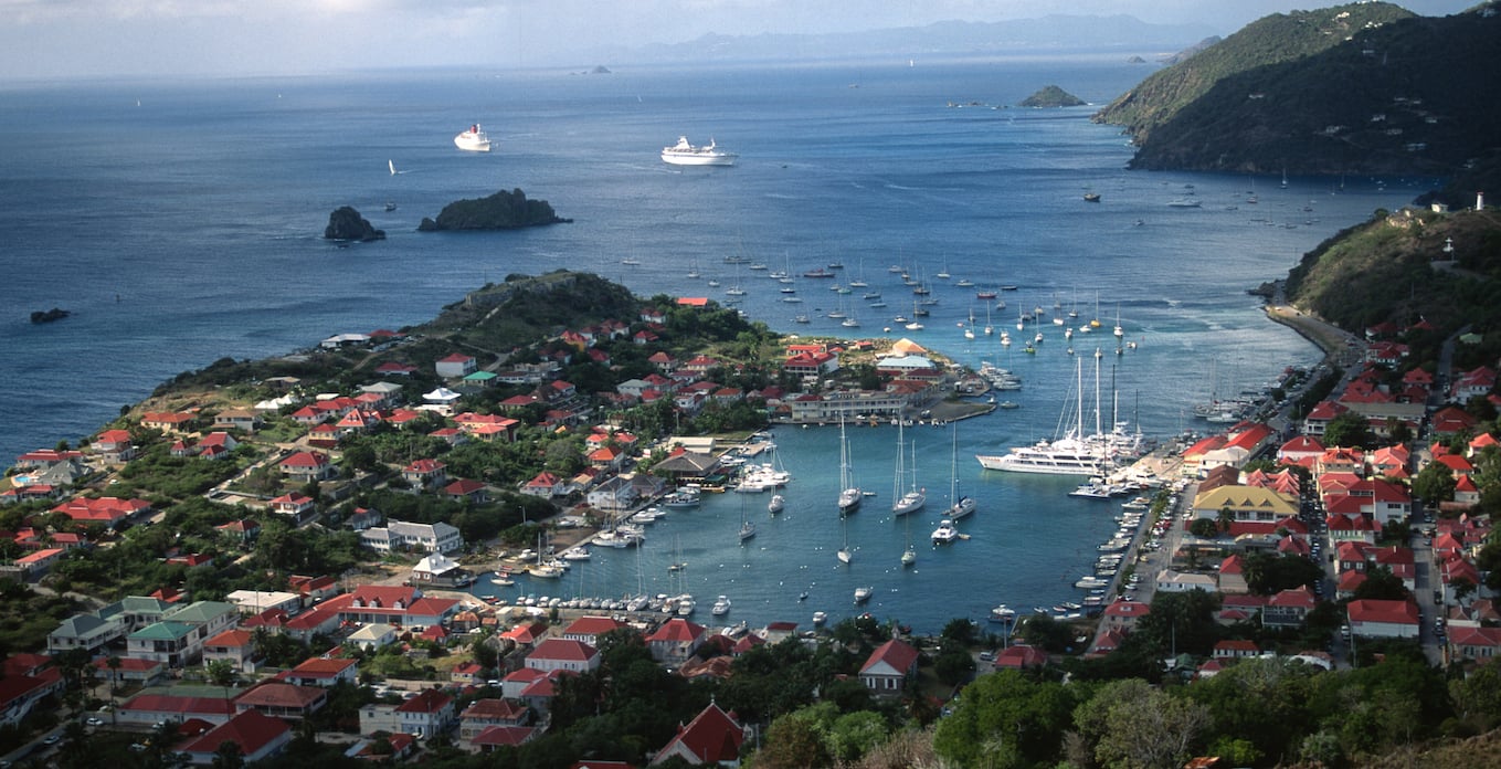 Ultimate Unique Luxury Yacht Charters Based In Florida - Ocean Getaways ...