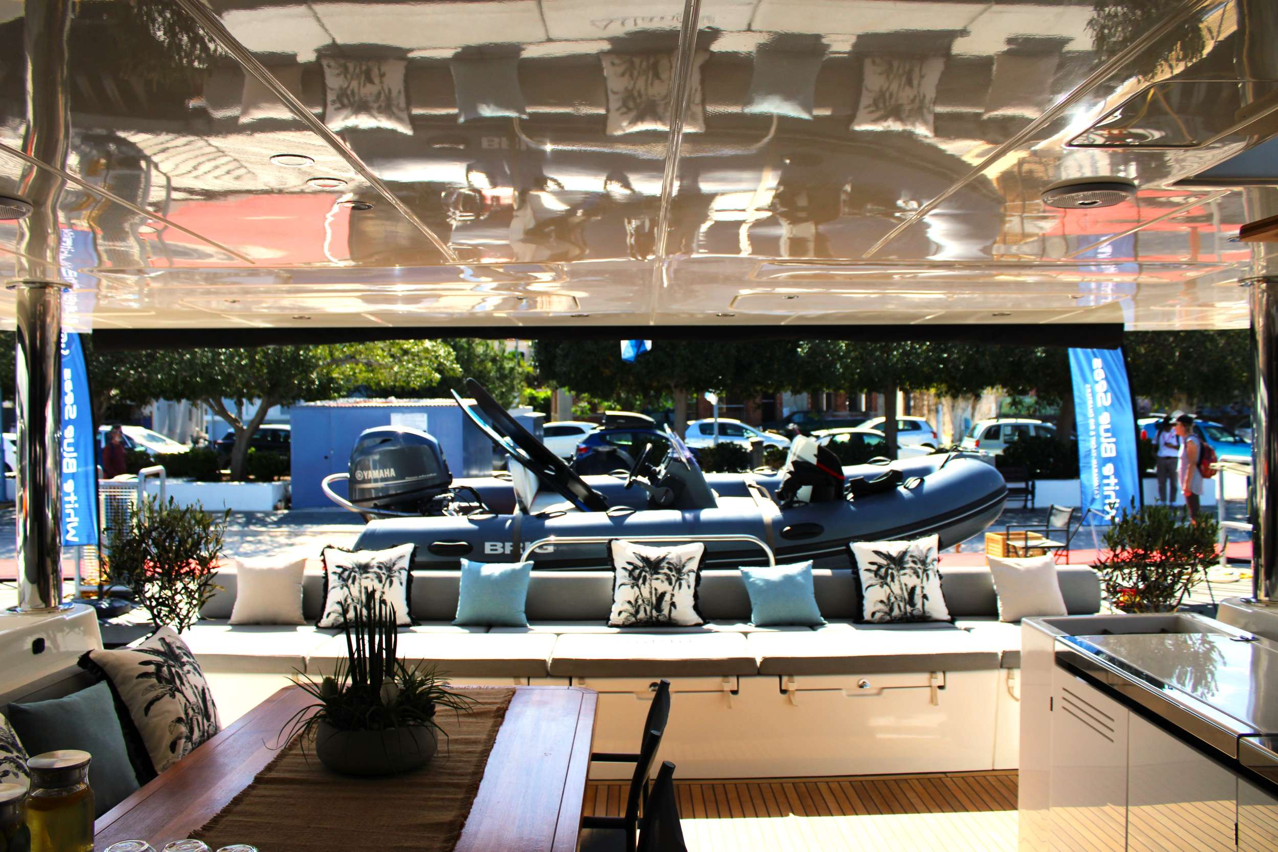 Yacht: ATLANTIS - Photo Tour