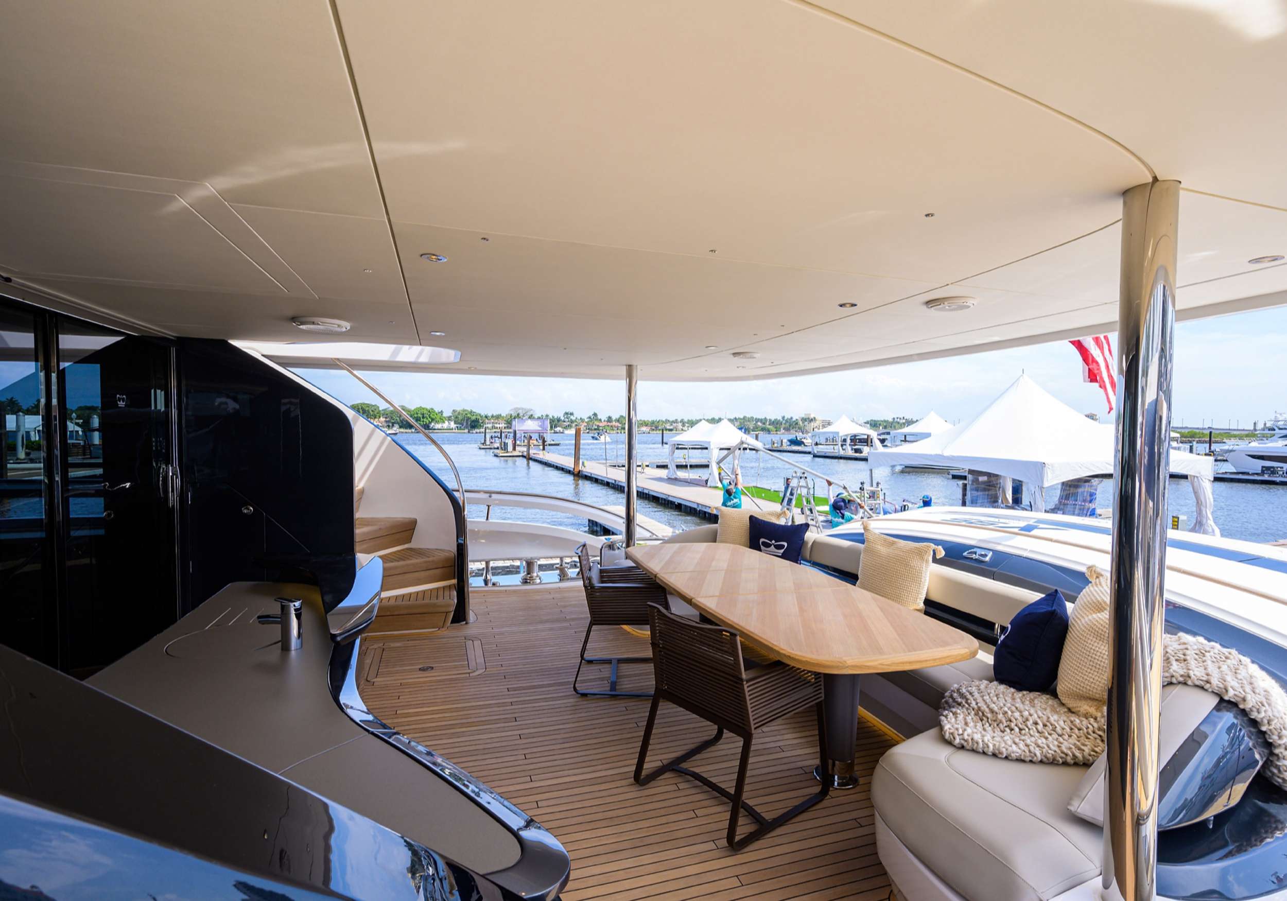 Yacht: MONOPOLY - Photo Tour